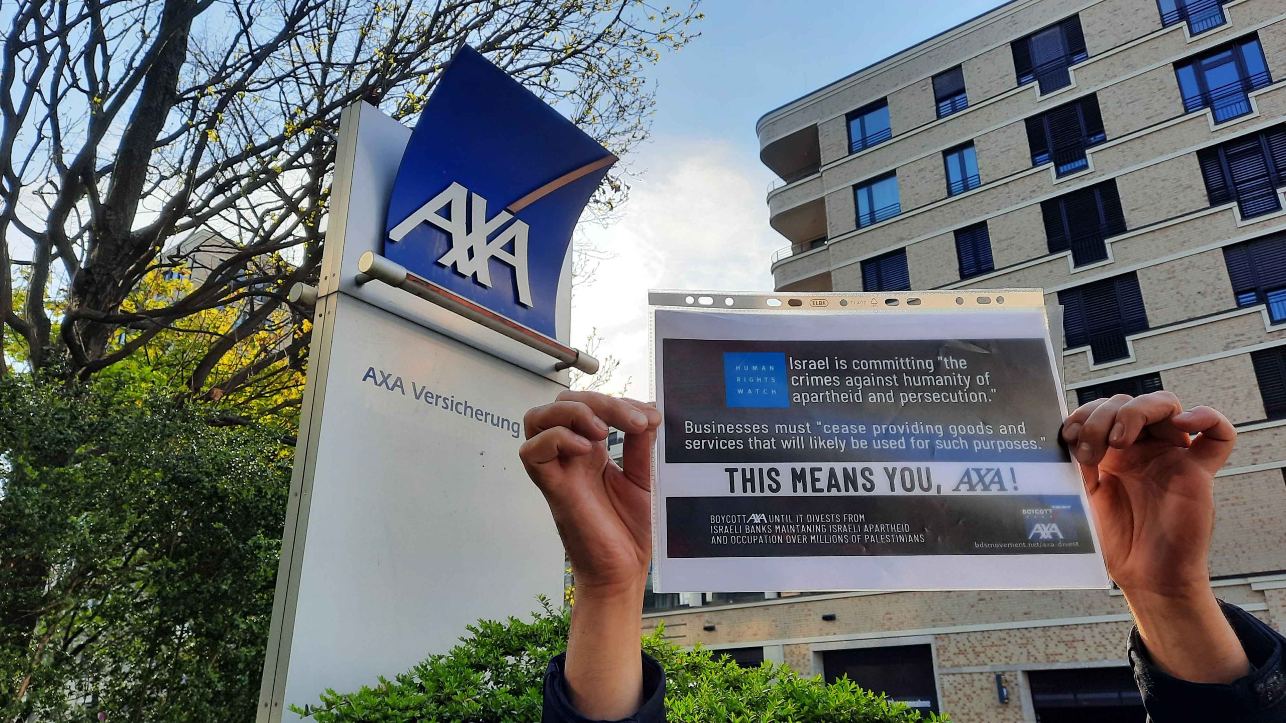 Europaweite Proteste am Vorabend der AXA AGM am 29. April 2021 - BDS Berlin