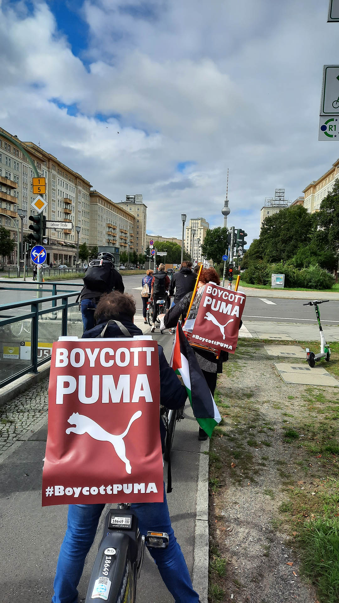 5. weltweiter #BoycottPuma-Aktionstag in Berlin - BDS Berlin